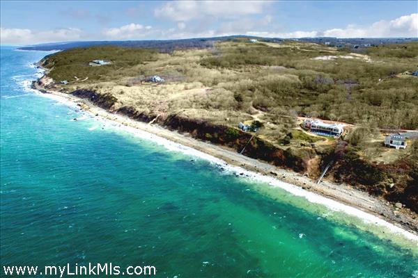 76 Menemsha Inn Road