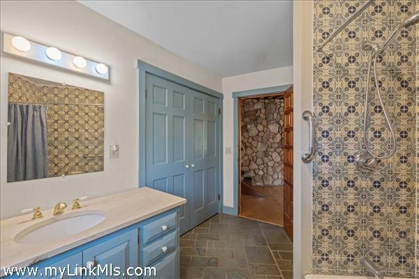 131 Shubael Weeks Road