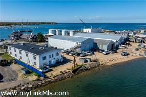 151 Beach Road