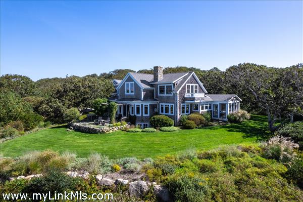 94 Menemsha Inn Road