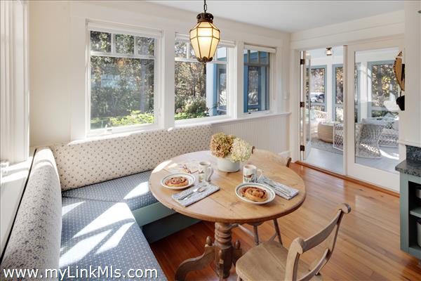 94 Menemsha Inn Road