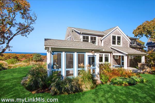 94 Menemsha Inn Road