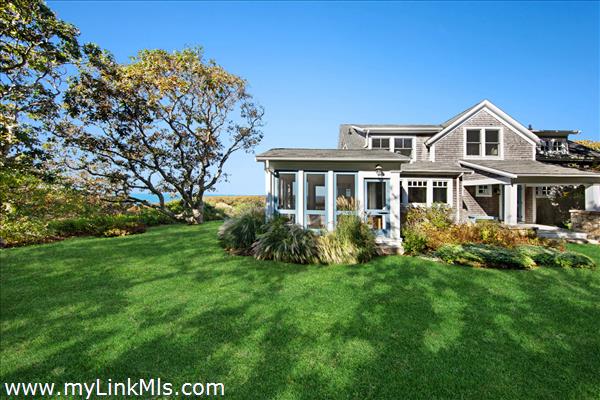 94 Menemsha Inn Road