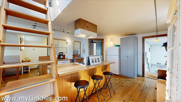 37 Circuit Avenue # 4