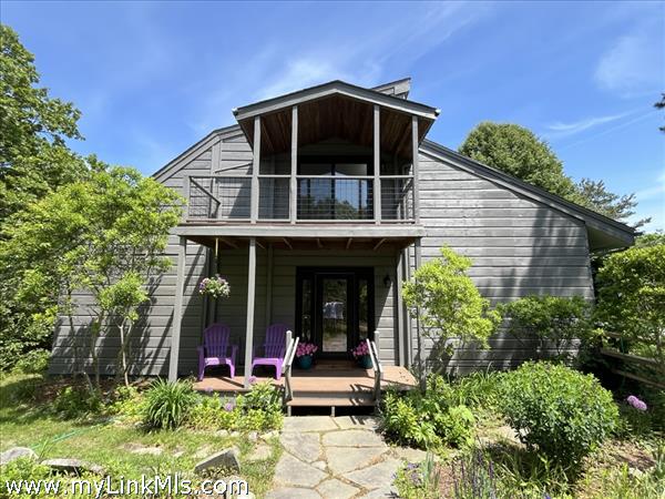 212 Charles Neck Way