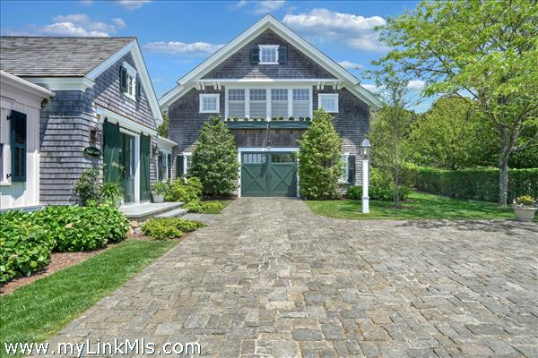 3 Field Club Lane